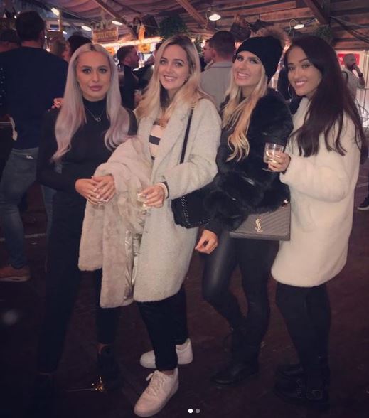 Who is Chloe Burrows? Wiki, Biography, Height, Age, Boyfriend, Family ...