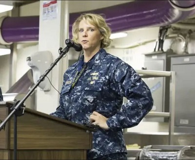 Who is Amy Bauernschmidt? Biography, Wiki, Age, Husband, Family, Career ...
