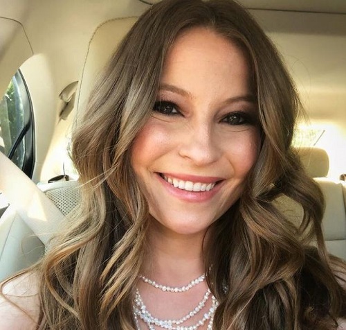 Katie Ross's Instagram, Twitter & Facebook on IDCrawl