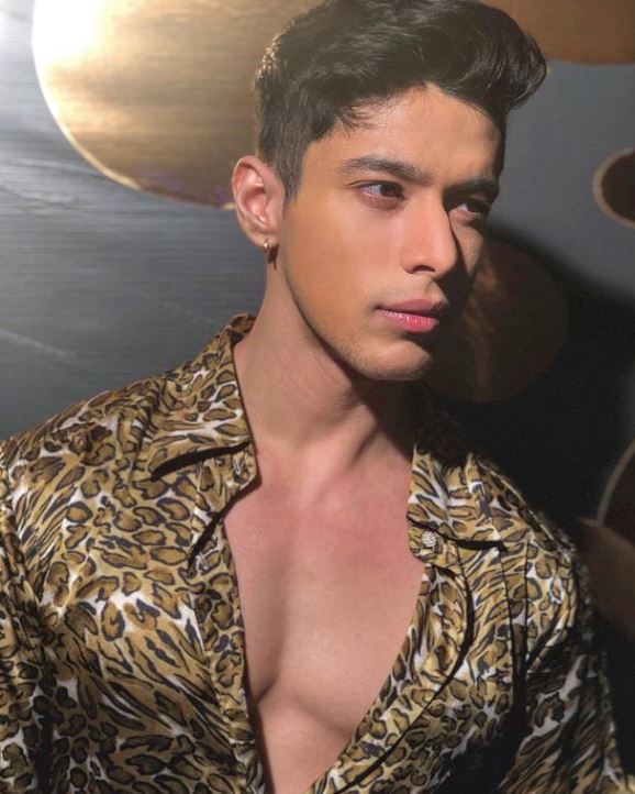 Who is Pratik Sehajpal? Wiki, Biography, Wife, Girlfriend, Age, Parents ...