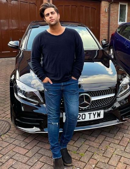 Who is Rajiv Adatia? Wiki, Biography, Age, Girlfriend, Height, Parents ...