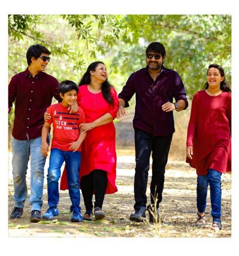 Who is Roshan Meka? Wiki, Biography, Age, Girlfriend, Parents, Caste ...