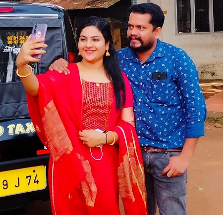 Alby Francis [Director] Wiki, Biography, Age, Husband, Children, Caste ...