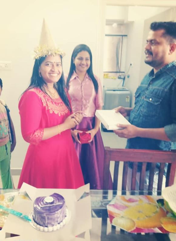 Alby Francis [Director] Wiki, Biography, Age, Husband, Children, Caste ...