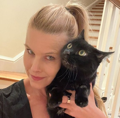Who is Beth Stern? Biography, Wiki, Net worth, Husband, Kids, height ...