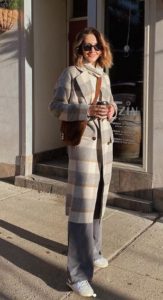 Who is Amber Scott? Biography, Wiki, Ethnicity, Husband, Family, Age ...
