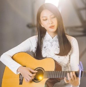 Nguyen Thuc Thuy Tien Biography, Wiki, Age, Height, Parents, Ethnicity ...
