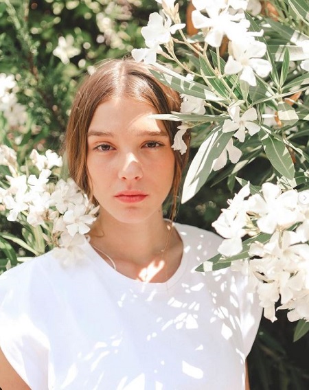 Carla Campra Biography, Wiki, Height, Age, Boyfriend, Ethnicity ...