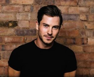 Who is Toby-Alexander Smith? Wiki, Biography, Age, Wife, Parents ...