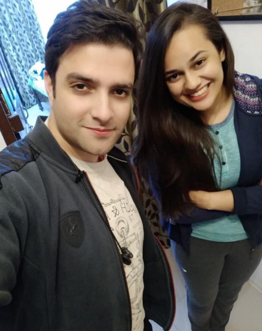 Athar Aamir Khan (IAS) Wiki, Biography, New Wife, Age, Parents ...