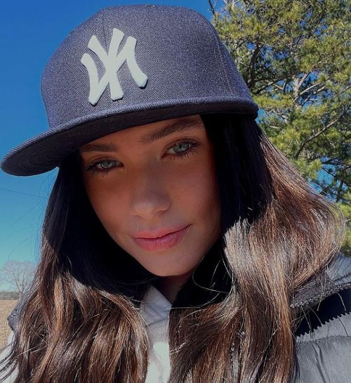 Who is Cadence Baker? Wiki, Biography, Parents, Age, Height, Boyfriend ...