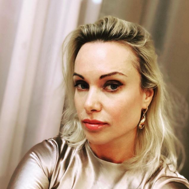 Who is Marina Ovsyannikova? Biography, Wiki, Net Worth, Husband ...