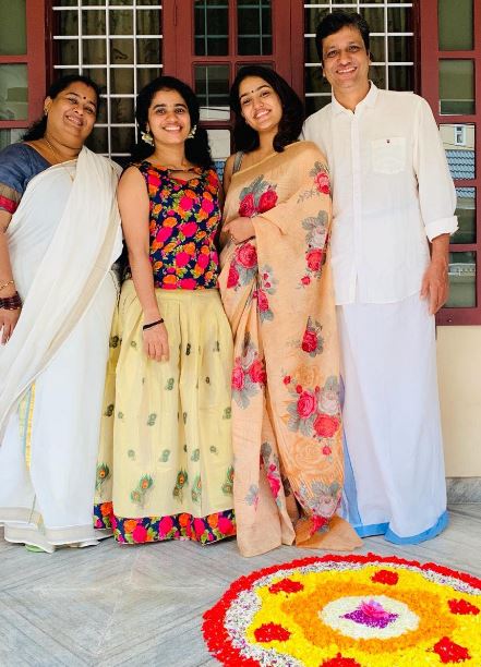 Saniya Iyappan Parents, Boyfriend, Wiki, Biography, Age, Height ...