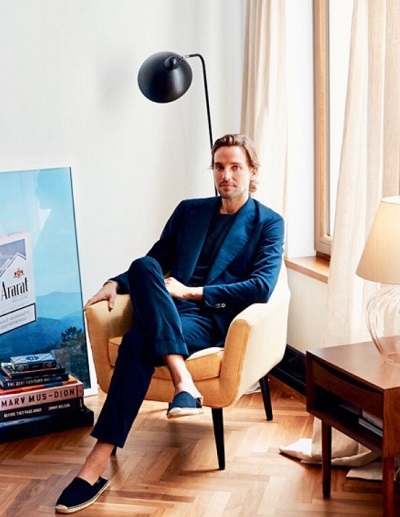 Alexander Gilkes Net Worth, Height, Age, Wiki, Biography, Wife, Parents ...