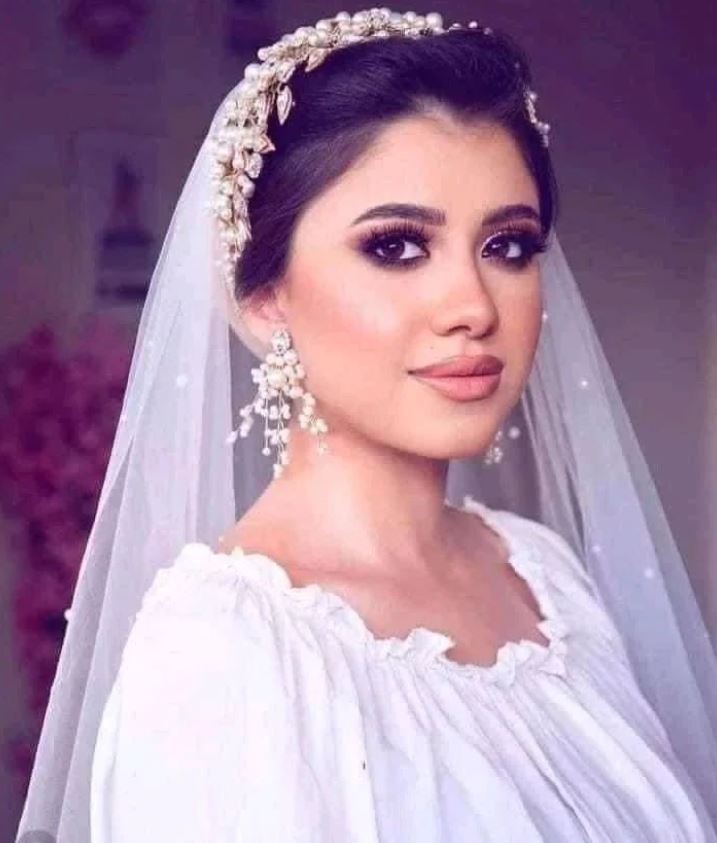 Who was Naira Ashraf? Wiki, Biography, Age, Boyfriend, Death, Parents ...