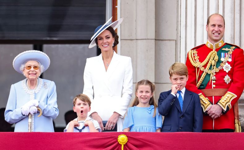 Prince Louis Wiki, Biography, Age, Birthday, Parents, Siblings, Height ...