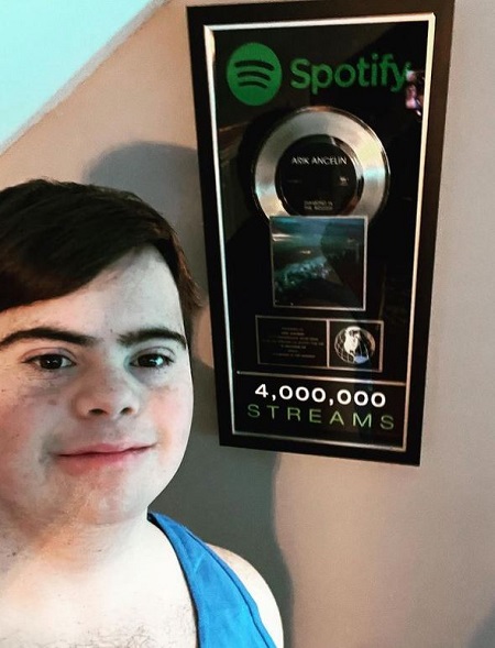 Who is Arik Ancelin? Wiki, Biography, Net worth, Age, Parents, Family ...
