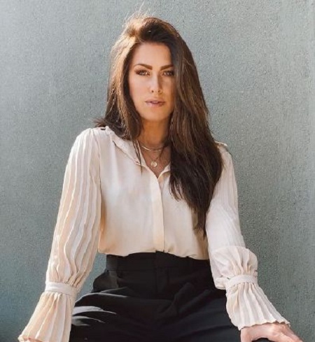 Ellie White Wiki: Biography, Age, Height, Boyfriend, Husband, Net worth ...