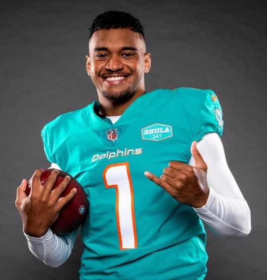 Annah Gore Wiki (Tua Tagovailoa's Wife) Biography, Age, Husband, Kids ...