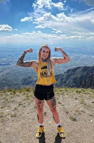 Taylor Starling (Killa Bee) Wiki, Biography, Height, Weight, Net worth ...