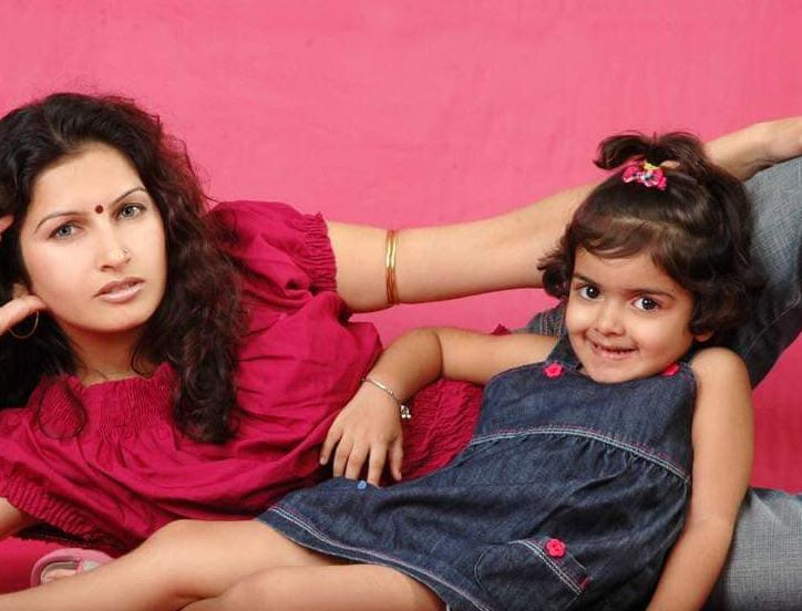 Yashodhara Phogat Wiki (Sonali Phogat's Daughter) Age, Biography ...