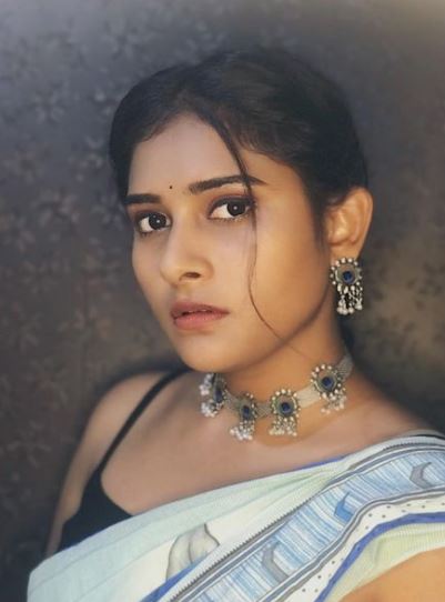 Arohi Rao (Bigg Boss) Wiki, Biography, Husband, Age, Height, Parents ...