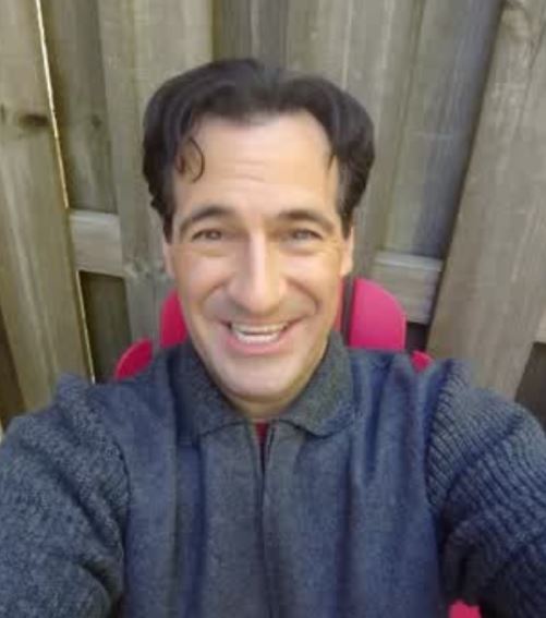 Carl Azuz Wiki (CNN) Age, Wife, Biography, Net Worth, Parents ...