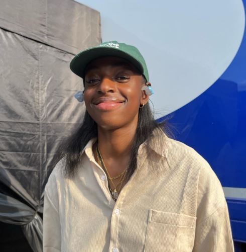 Who is Cat Burns? Wiki, Biography, Age, Parents, Songs, Wikipedia, Net ...