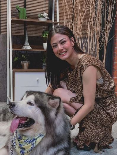 Nita Gunawan: Wiki, Biography, Age, Height, Husband, Parents, Net worth ...