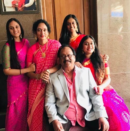 Shyamala Devi Wiki (Krishnam Raju's Wife) Biography, Age, Daughters ...