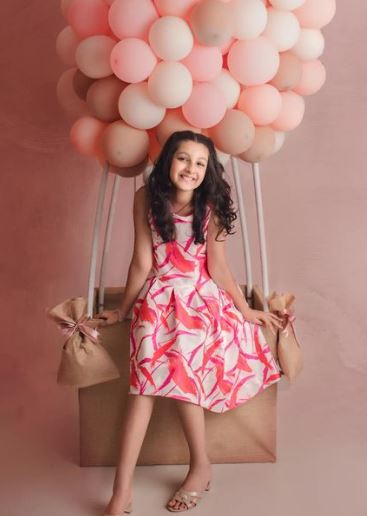 Who is Sitara Ghattamaneni 'Mahesh Babu's Daughter'? Wiki, Biography ...