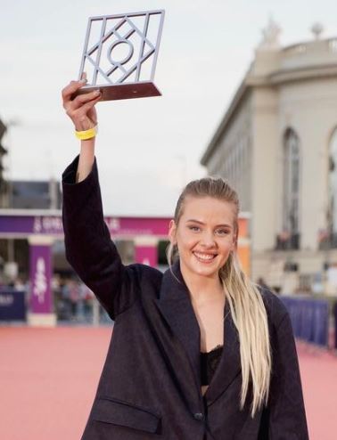 Sofia Kappel Wiki: Biography, Height, Age, Parents, Ethnicity ...