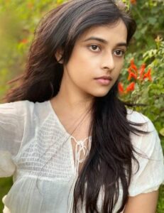 Sri Divya: Biography, Wiki, Husband, Age, Height, Parents, Caste, Net ...