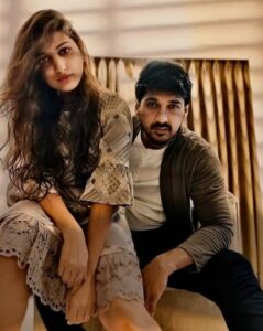 Divya Sridhar: Wiki, Biography, Age, Husband, Parents, Caste, Height ...
