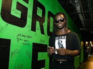 Eric Burton (singer) Wiki, Biography, Age, Wife, Family, Height & More