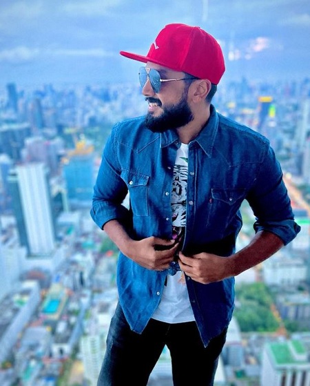 Kalidas Jayaram wife, Wiki, Biography, Girlfriend, Family, Net worth