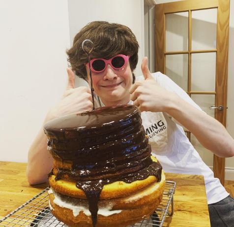 Who is Tubbo? Height, Net Worth, Family, Girlfriend, Biography, Wiki ...