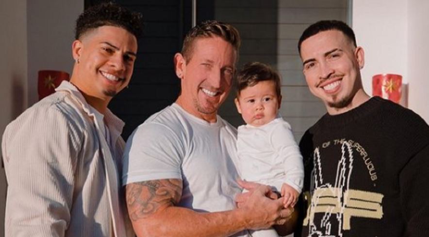 Austin Mcbroom: Wiki, Wife, Kids, Age, Height, Net Worth, Biography ...