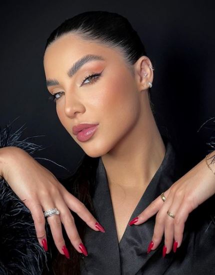 Gabriela Versiani: Wiki, Age, Net Worth, Boyfriend, Height, Parents ...