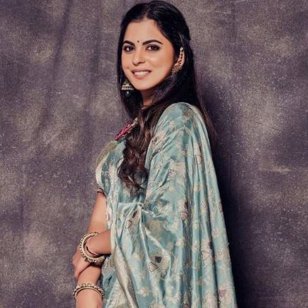Isha Ambani Wiki, Bio, Husband, Twin, Kids, Net worth, Family, Career ...