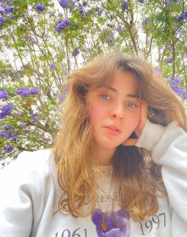 Who is Sarah Carpenter? Wiki, Age, Boyfriend, Height, Birthday, Parents ...