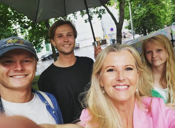 Sondre (Berg Movement) Height, Wiki, Age, Bio, Family, Net Worth, Wife ...