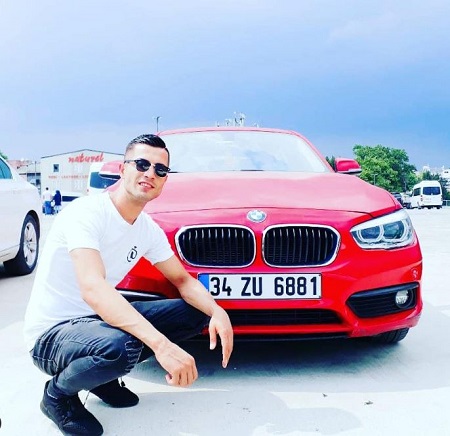 Who is Bewar Abdullah? Wiki, Age, Family, Net Worth & Facts About ...