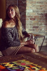 Liver Queen (Barbara Johnson) Wiki, Height, Age, Biography, Husband ...