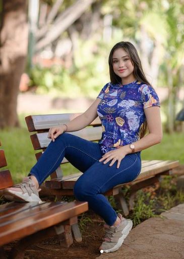 Who is Salma Flores? Wiki, Height, Age, Boyfriend, Parents, Net Worth ...