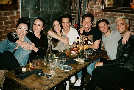 Who is Sarah Urie? Wiki, Age, Height, Net Worth, Kids, Husband, Parents ...