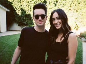 Who is Sarah Urie? Wiki, Age, Height, Net Worth, Kids, Husband, Parents ...