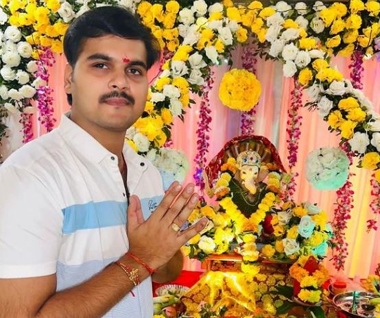 Who is Arvind Akela Kallu? Wiki, Age, Wife, Parents, Caste, Biography ...