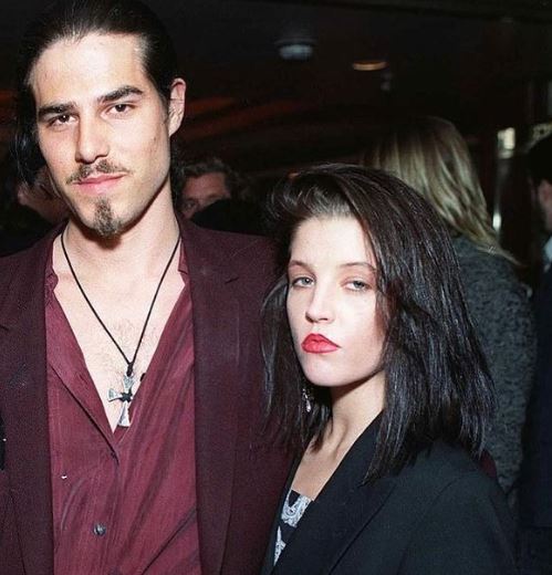 Danny Keough Wiki - Age, Net Worth, Wife, Children, Family, Biography ...