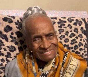 Who was Grandma Holla? Wiki, Biography, Husband, Age, Death, Family ...